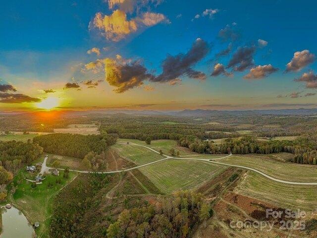 house with 6 bedroom, Union Grove NC DS91739457