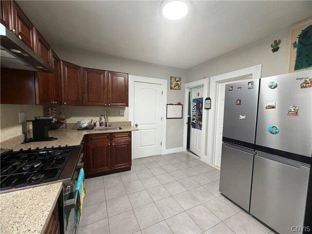 house with 6 bedroom, Utica NY ES103605351