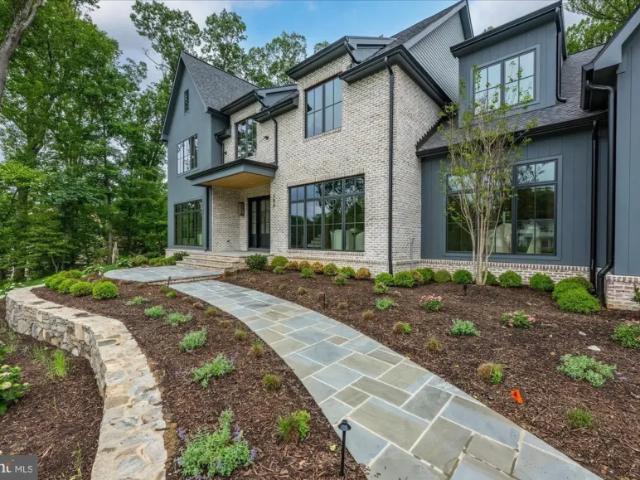 house with 6 bedroom, VA VA DS102752900