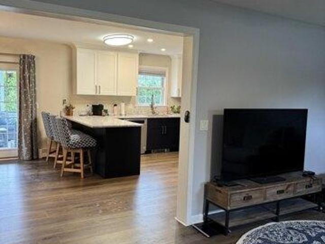 house with 6 bedroom, Vergennes VT ES105106812