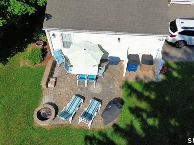 house with 6 bedroom, Vernon CT DS104116771