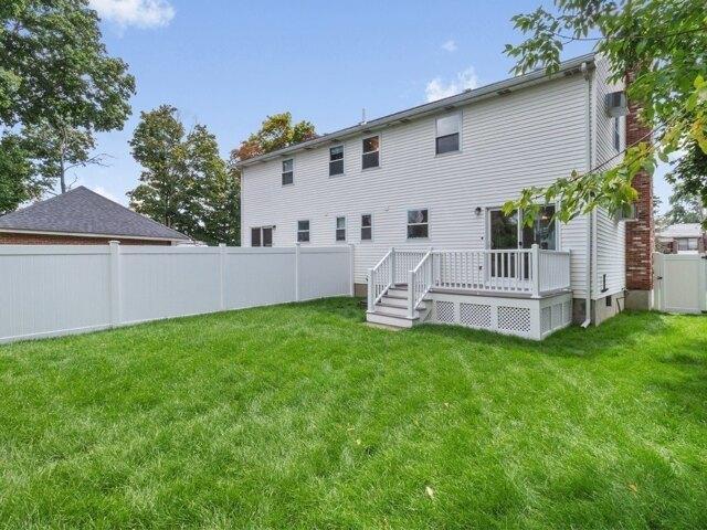 house with 6 bedroom, Waltham MA ES105144172