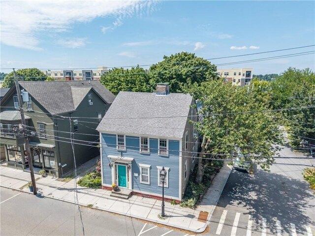 house with 6 bedroom, Warren RI ES105230330