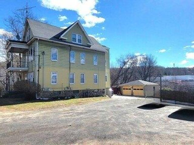 house with 6 bedroom, Waterbury CT DLS102779896
