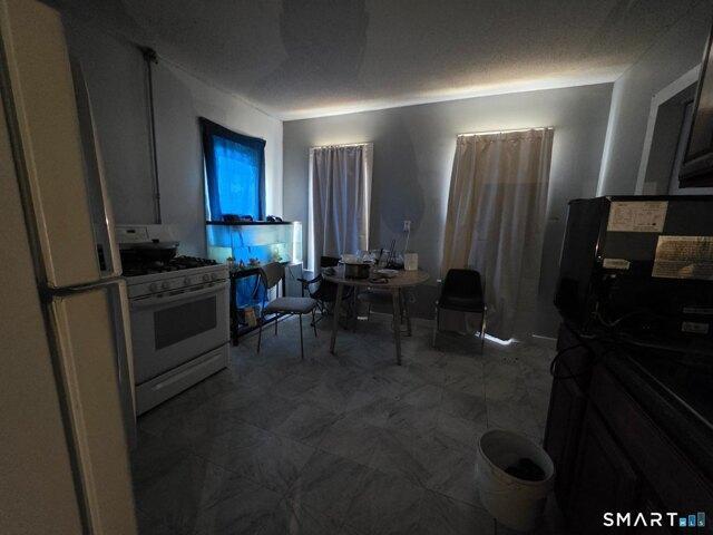house with 6 bedroom, Waterbury CT DS101897672