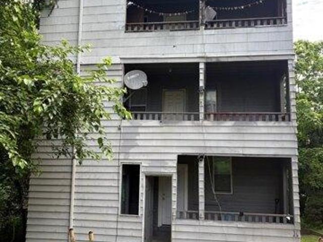 house with 6 bedroom, Waterbury CT DS102775442