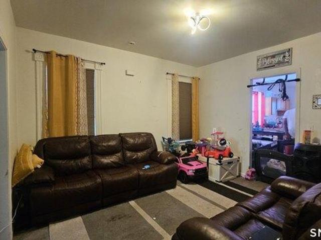 house with 6 bedroom, Waterbury CT DS102154554