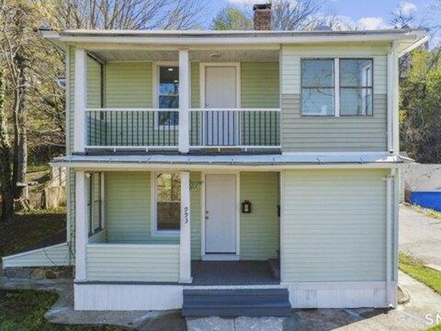 house with 6 bedroom, Waterbury CT DS103102455