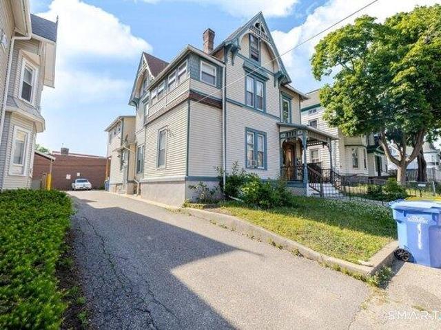 house with 6 bedroom, Waterbury CT DS104149539