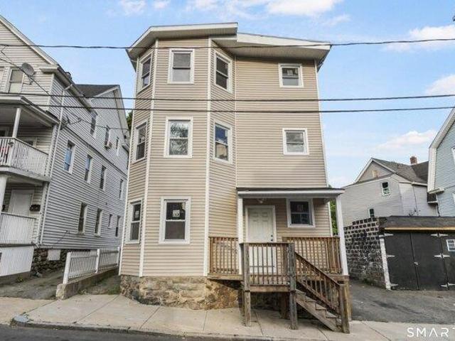 house with 6 bedroom, Waterbury CT DS104295488