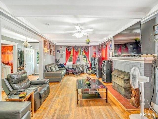 house with 6 bedroom, Waterbury CT DS104295520