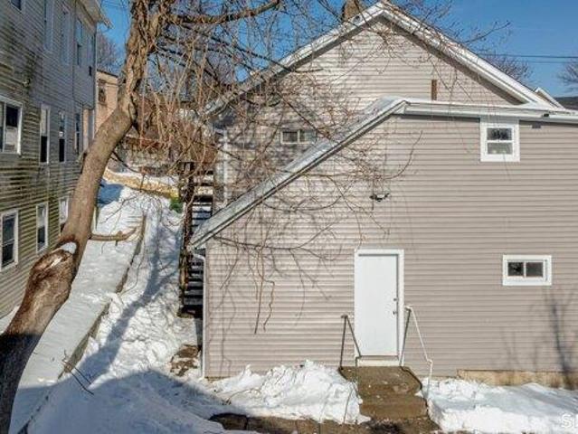 house with 6 bedroom, Waterbury CT ES104788072