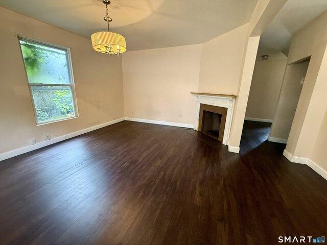 house with 6 bedroom, Waterbury CT ES104835595