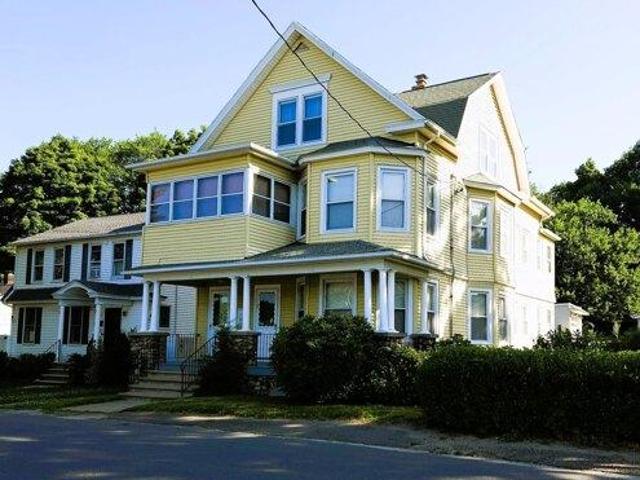 house with 6 bedroom, Waterbury CT ES105232892