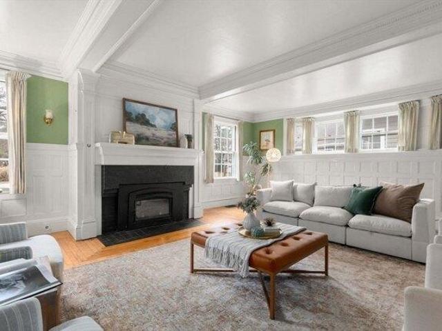 house with 6 bedroom, Wayland MA DS103666113