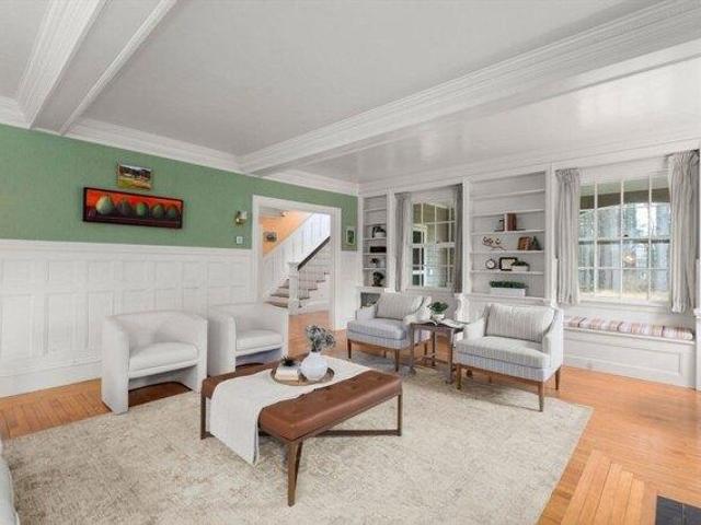 house with 6 bedroom, Wayland MA ES103666113