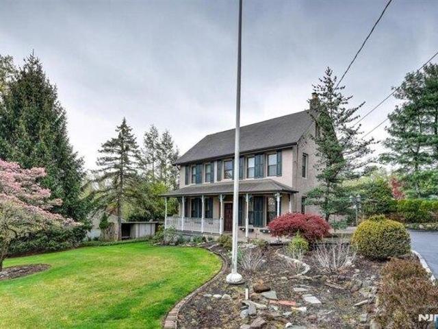 house with 6 bedroom, Wayne NJ DS102254984