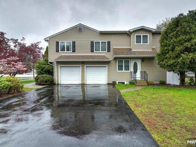 house with 6 bedroom, Wayne NJ DS102827304