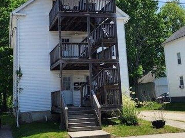 house with 6 bedroom, Webster MA DLS102859655