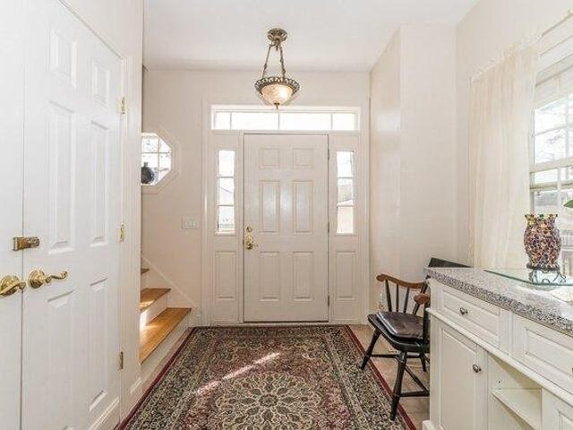 house with 6 bedroom, Webster MA ES103548478