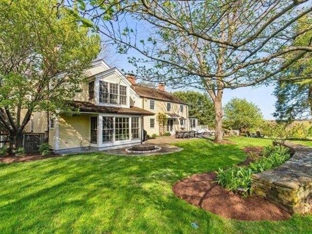house with 6 bedroom, Wellesley MA DS102157878