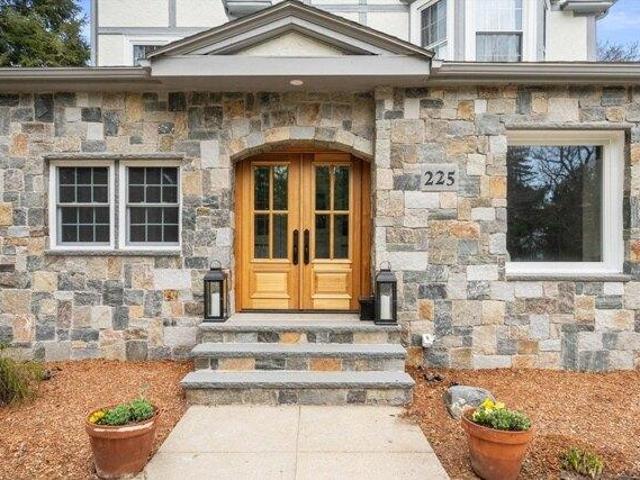 house with 6 bedroom, Wellesley MA DS103019527
