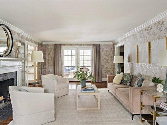 house with 6 bedroom, Wellesley MA ES103500221