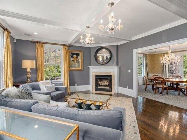 house with 6 bedroom, Wellesley MA ES103016557