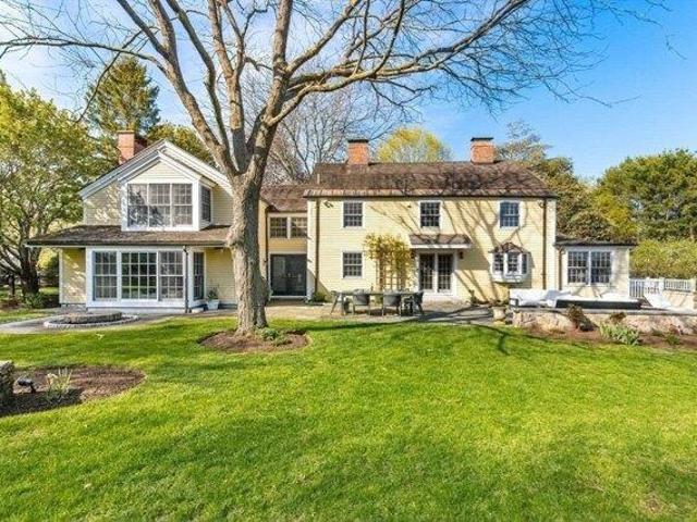 house with 6 bedroom, Wellesley MA ES103220601