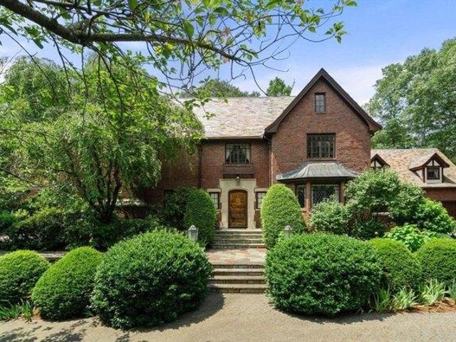 house with 6 bedroom, Wellesley MA ES104541595