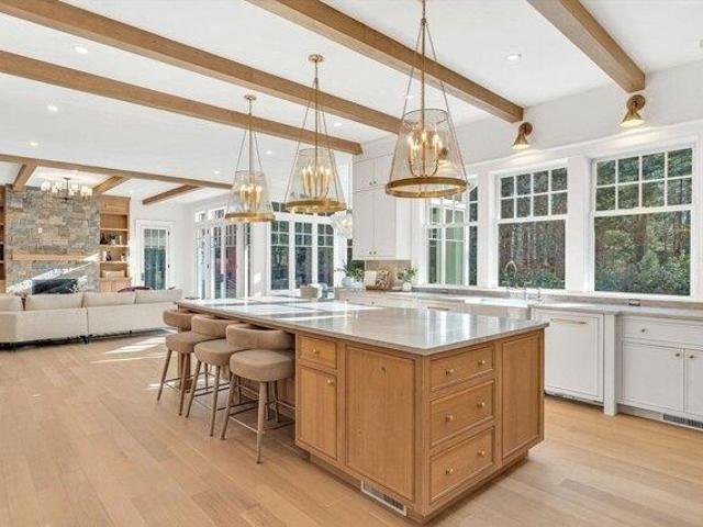 house with 6 bedroom, Wellesley MA ES105096201