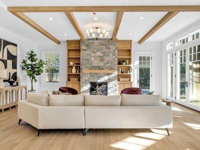 house with 6 bedroom, Wellesley MA ES105124010