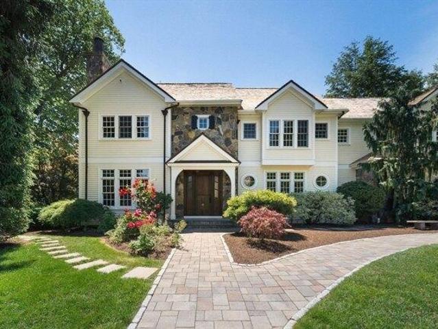 house with 6 bedroom, Wellesley MA ES105202517