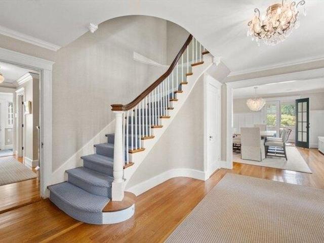 house with 6 bedroom, Wellesley MA ES105203780