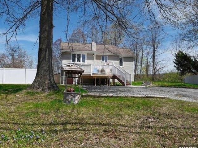 house with 6 bedroom, West Milford NJ ES104570899