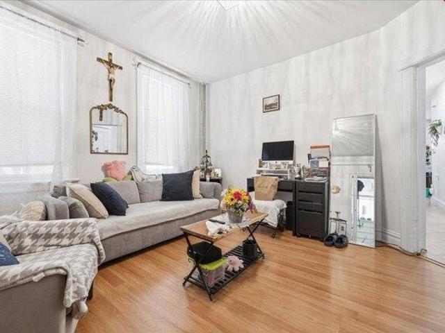 house with 6 bedroom, West New York NJ ES105143200