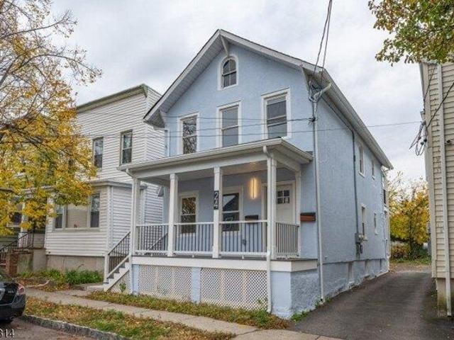 house with 6 bedroom, West Orange NJ DS102801592