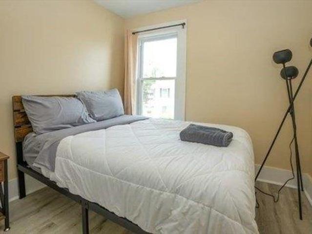house with 6 bedroom, West Brookfield MA ES105175310
