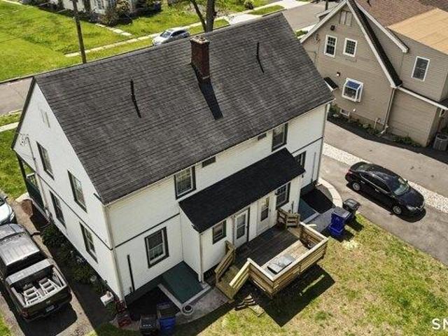 house with 6 bedroom, West Hartford CT ES103434827