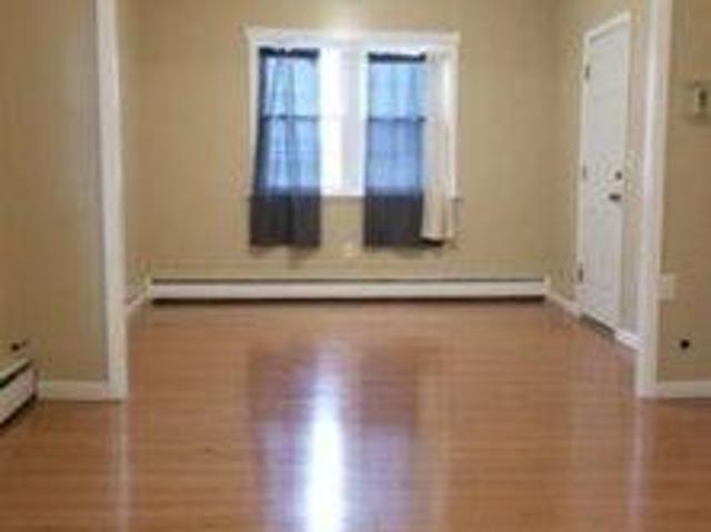 house with 6 bedroom, West Haven CT DLS102153876