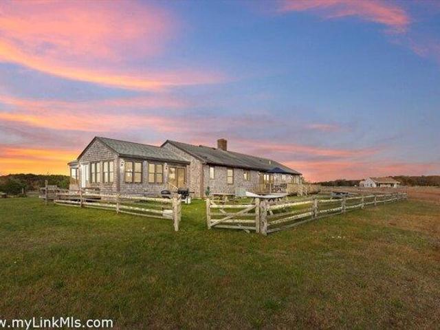 house with 6 bedroom, West Tisbury MA ES103662489