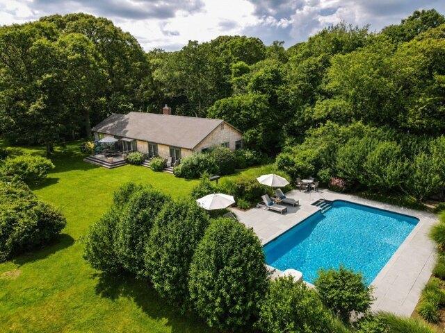 house with 6 bedroom, West Tisbury MA ES103070922