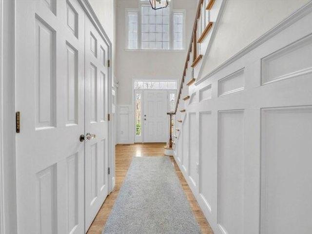 house with 6 bedroom, Westborough MA ES102827608