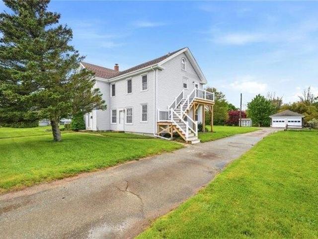 house with 6 bedroom, Westerly RI DS103927465
