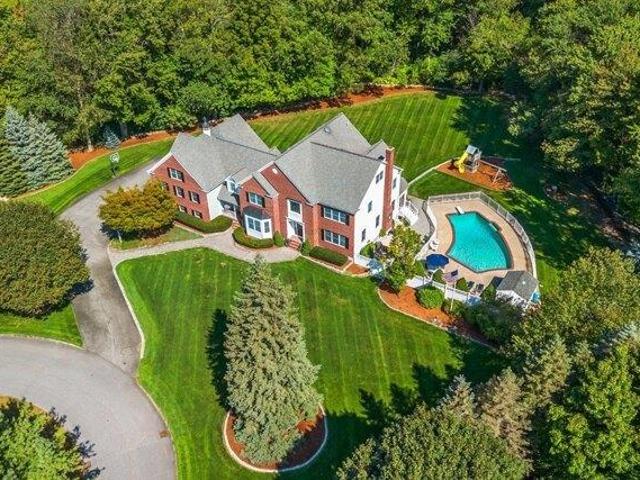 house with 6 bedroom, Westford MA DS104115913