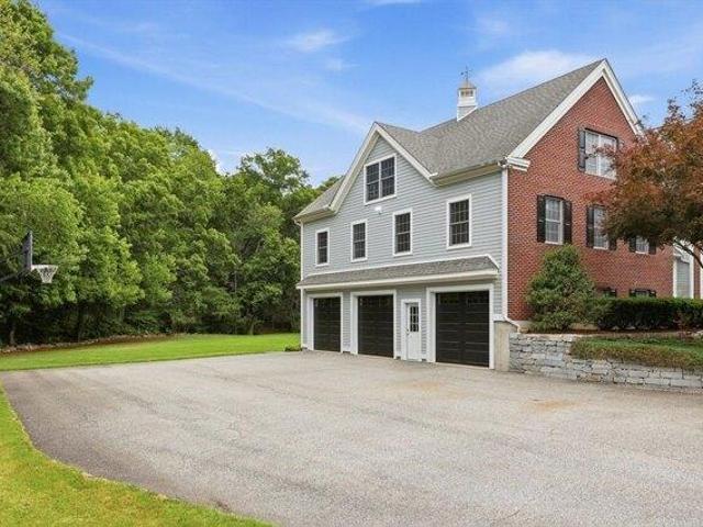 house with 6 bedroom, Westford MA ES104811526