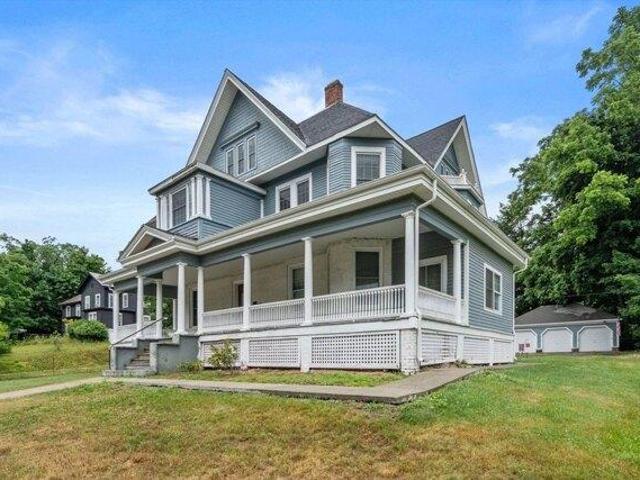 house with 6 bedroom, Westfield MA ES104810141