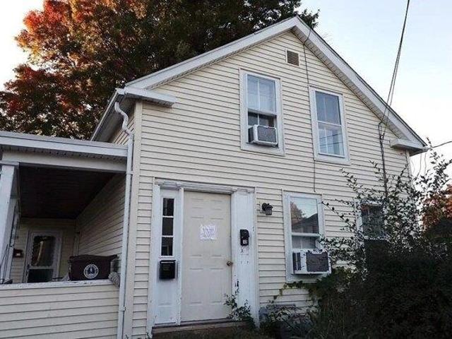 house with 6 bedroom, Westfield MA ES105109027
