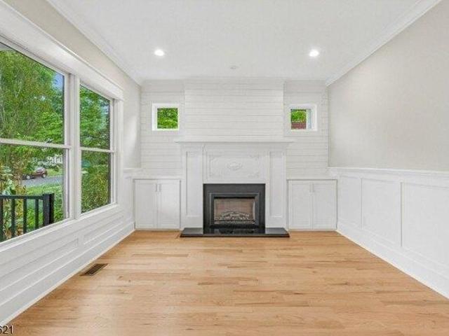 house with 6 bedroom, Westfield NJ ES103188327