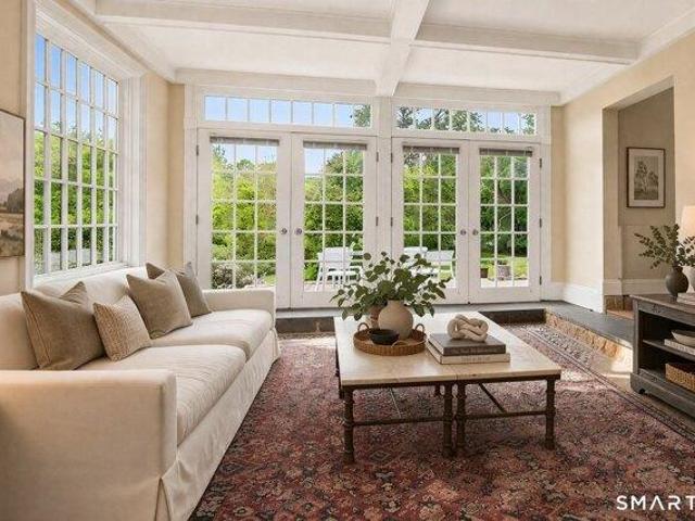 house with 6 bedroom, Weston CT ES105191438